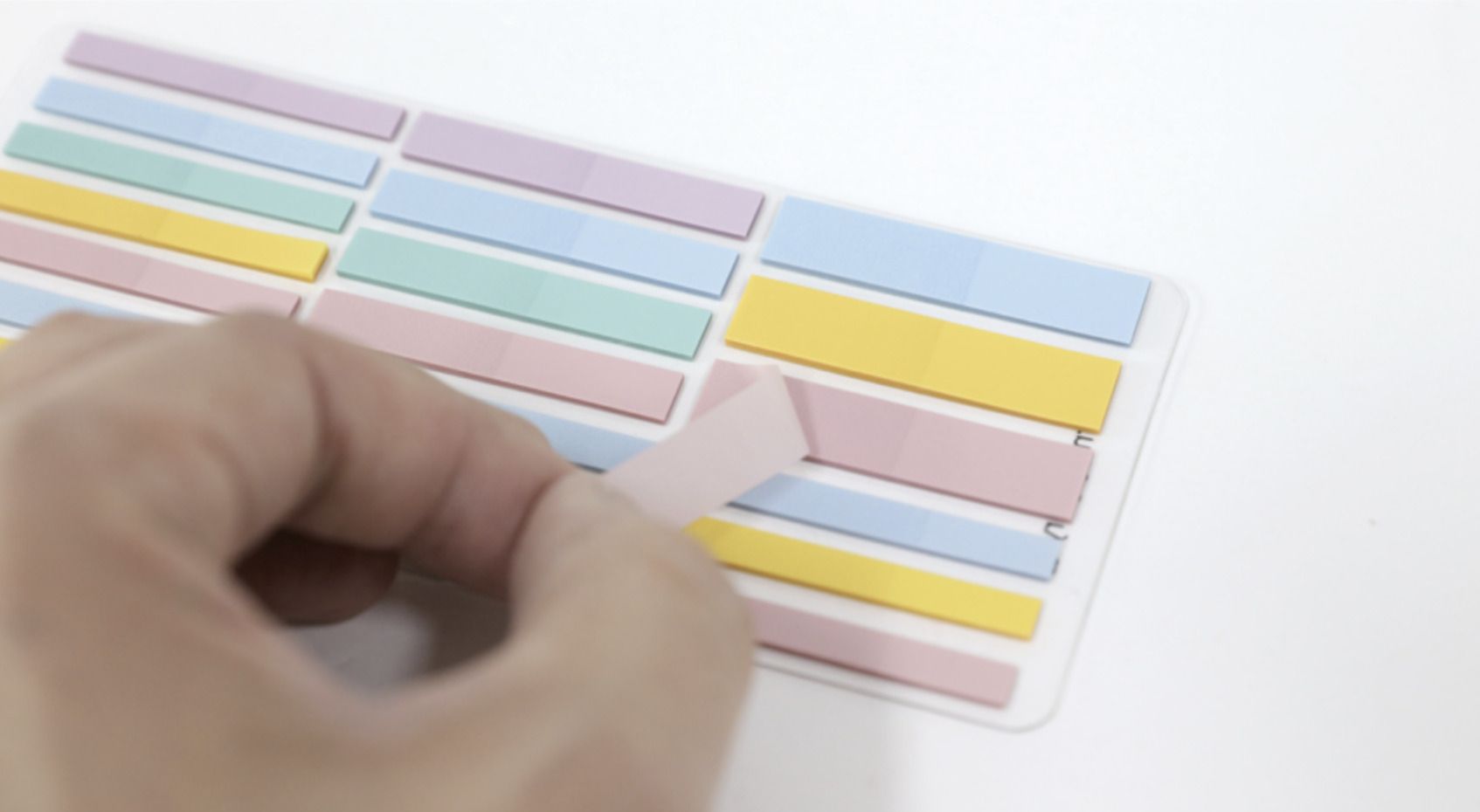 MochiThings: Multi Colorful Highlighter Sticky Note Set