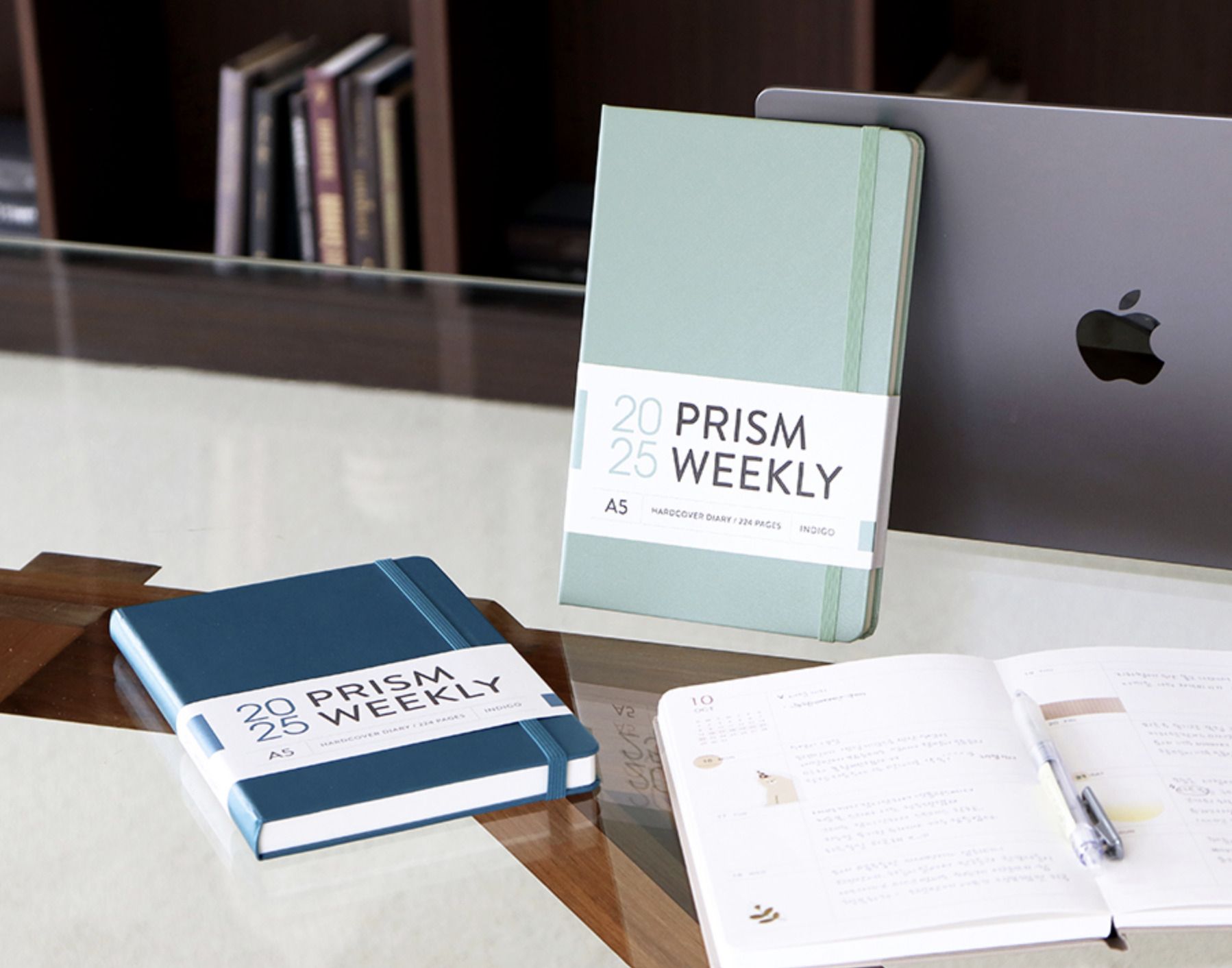 MochiThings: 2025 Prism Weekly Planner