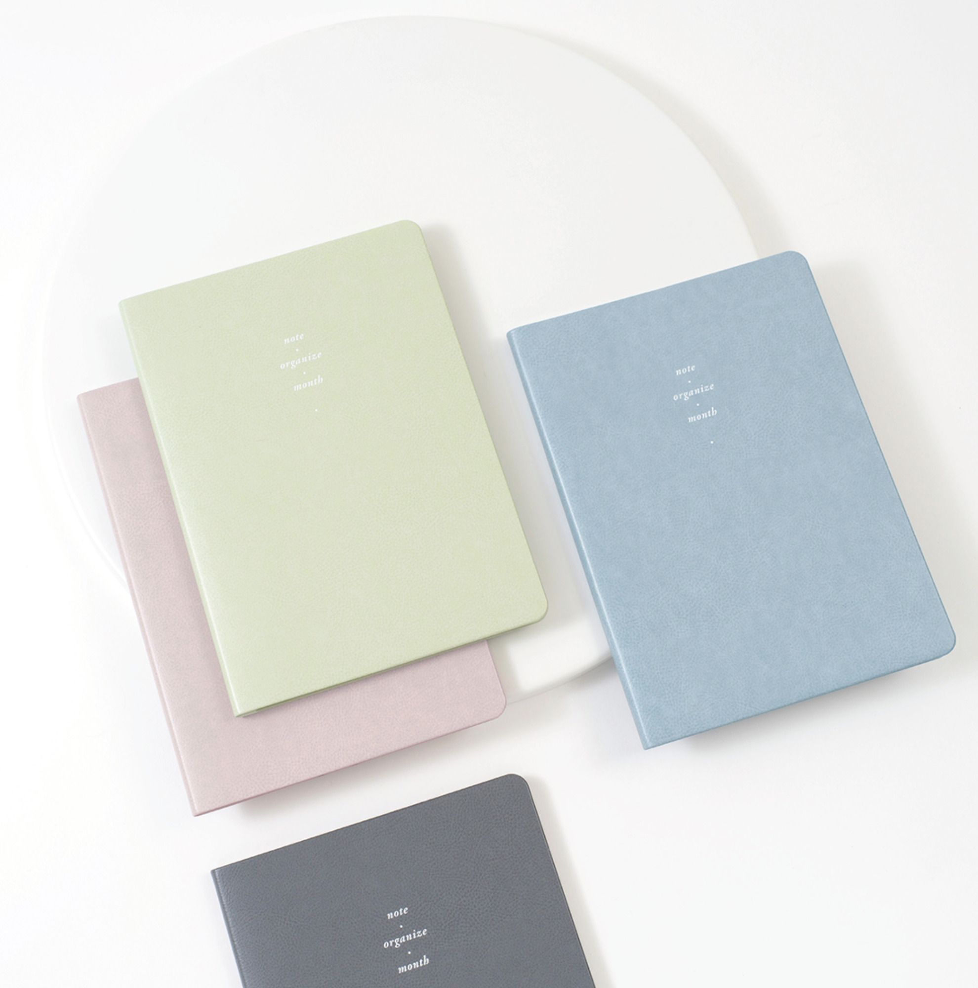 MochiThings: 2025 B5 Slim & Wide Monthly Planner