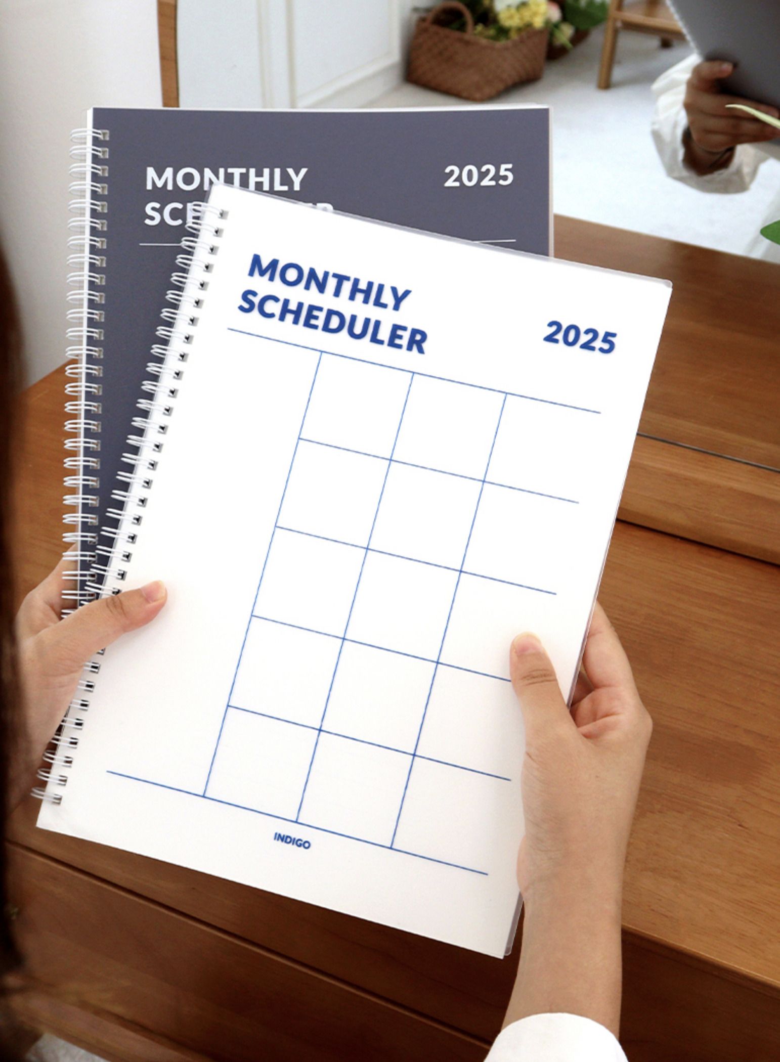 MochiThings: 2025 Large A4 Monthly Planner