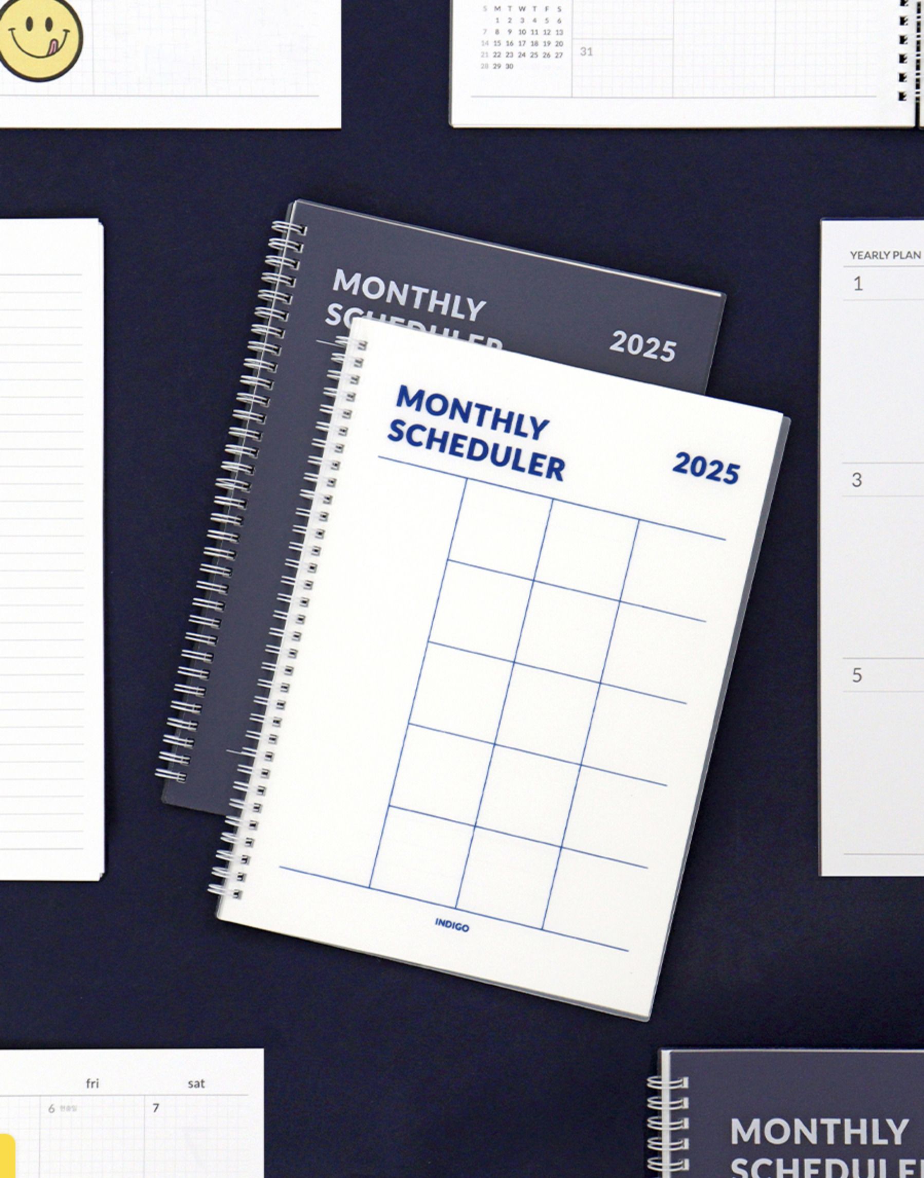 MochiThings: 2025 Large A4 Monthly Planner