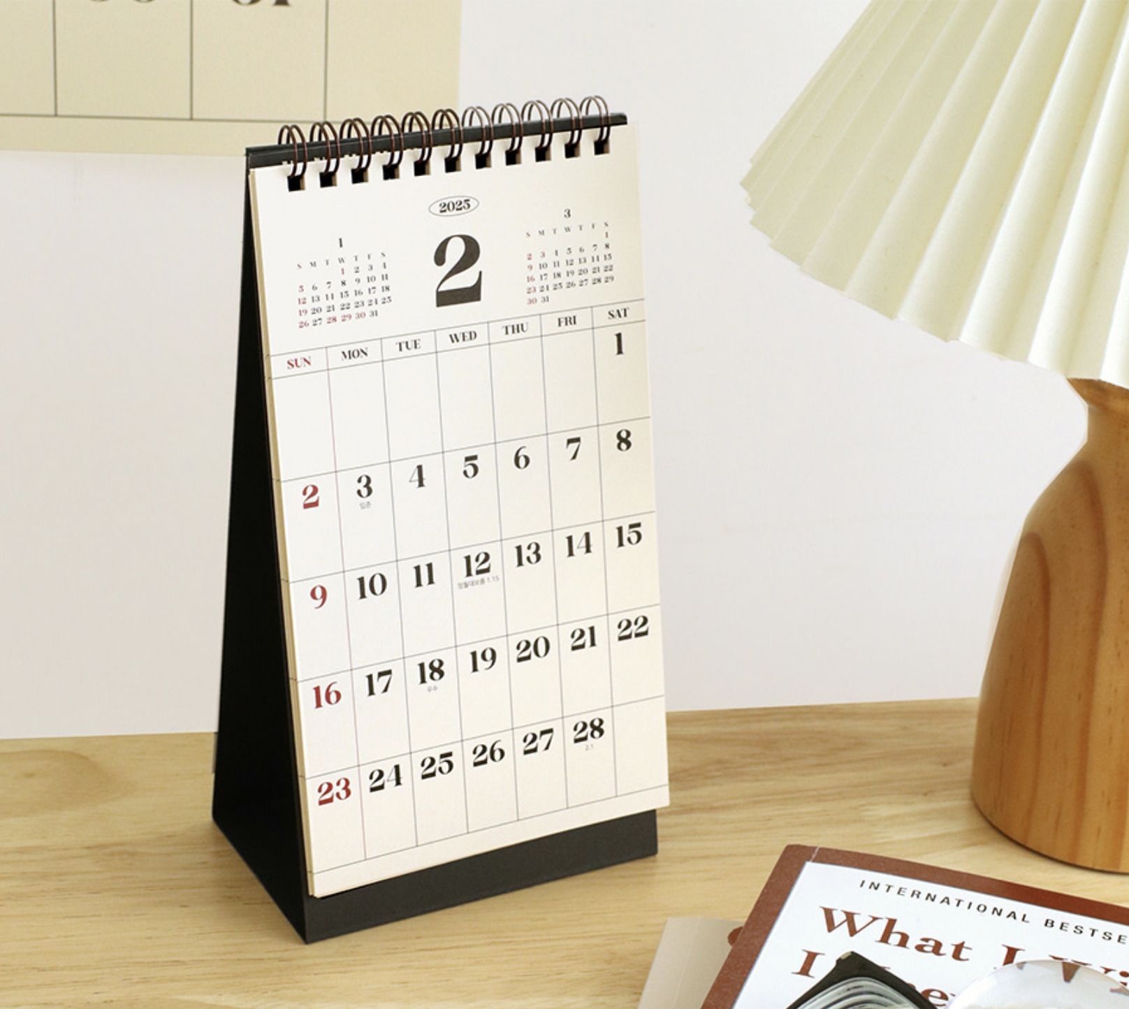 MochiThings: 2025 Retro Monthly Standing Calendar