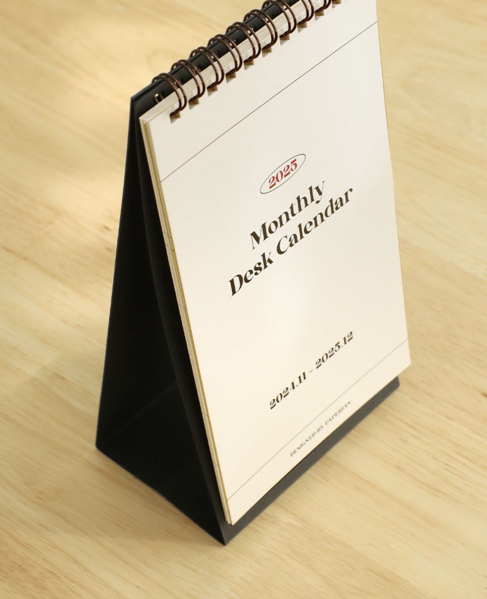 MochiThings: 2025 Retro Monthly Standing Calendar