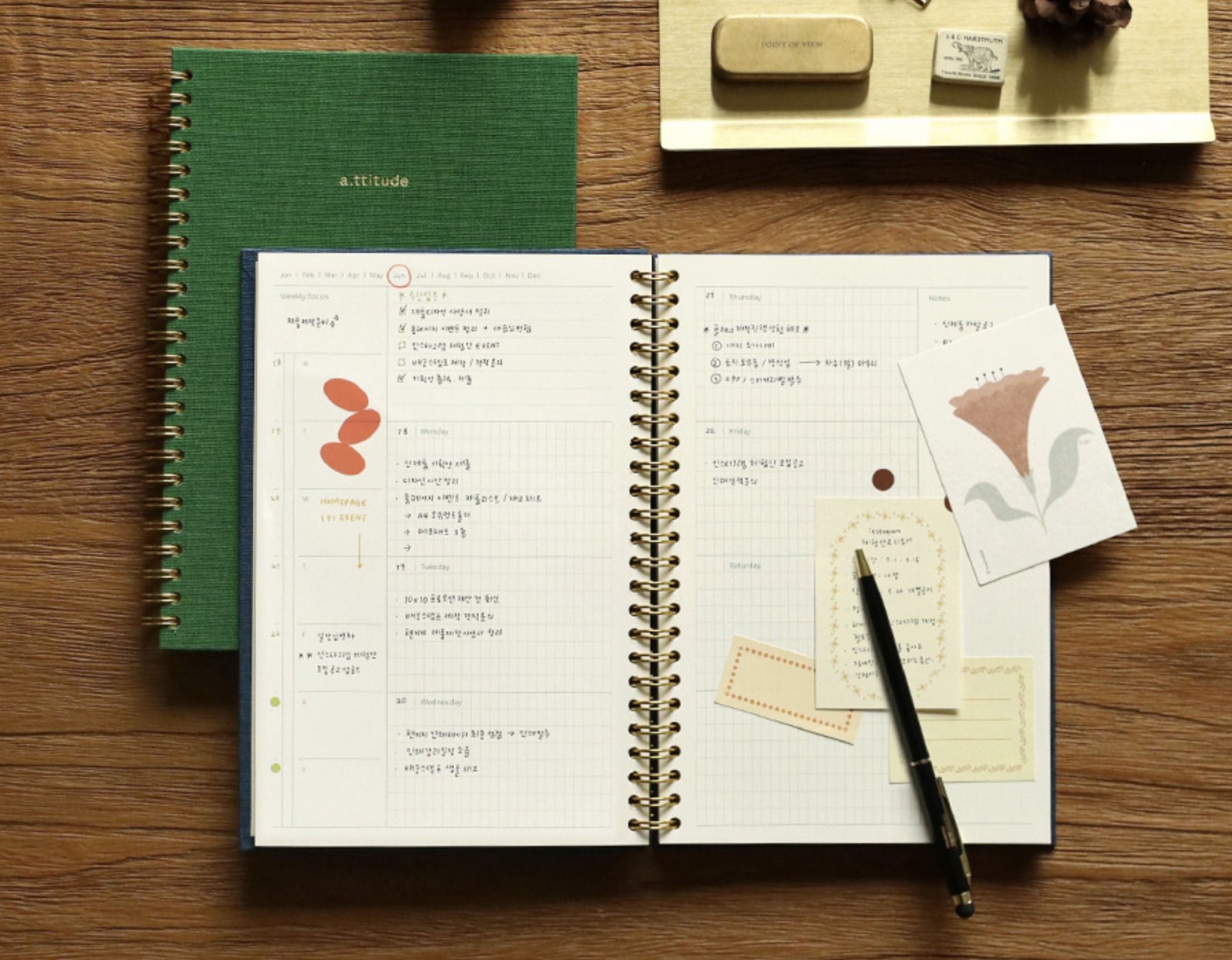 MochiThings: Attitude A5 Spiral Weekly Planner