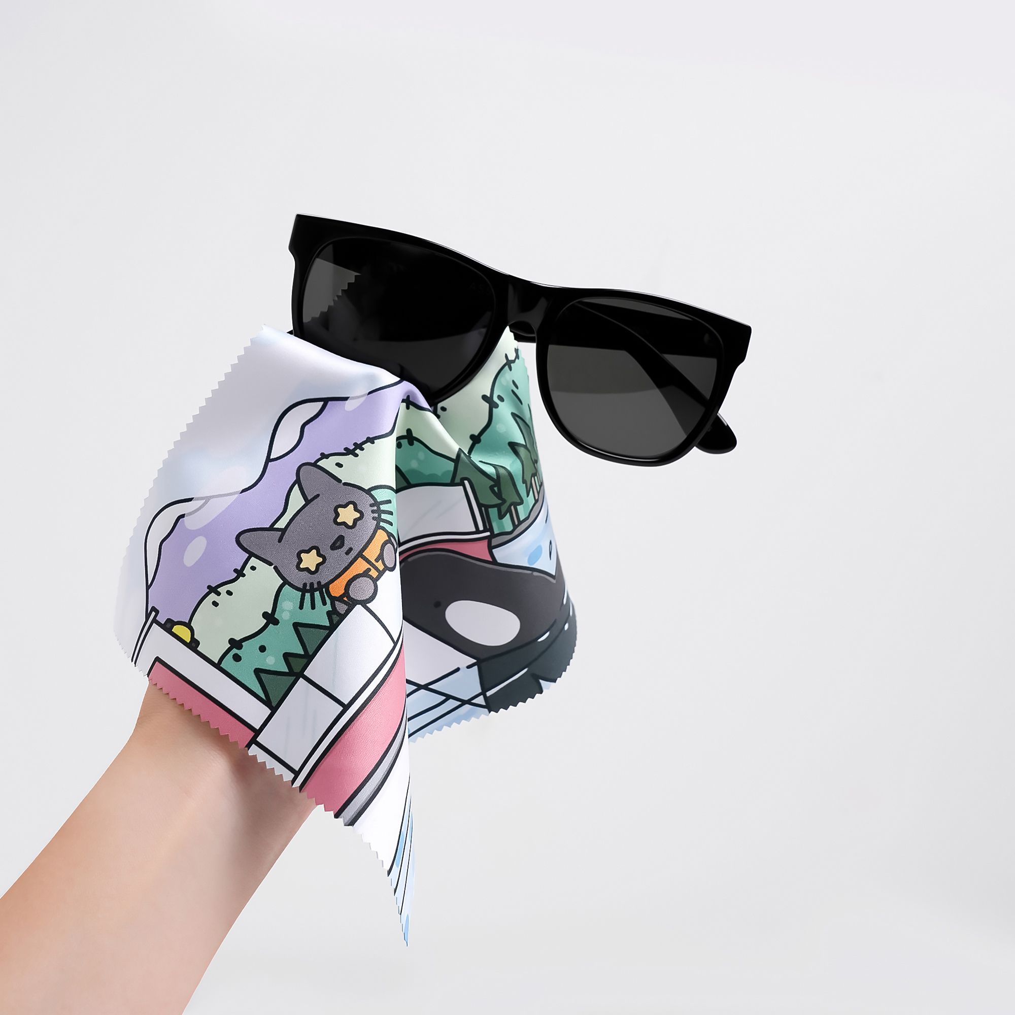 MochiThings: Cat in Seattle Screen Cloth