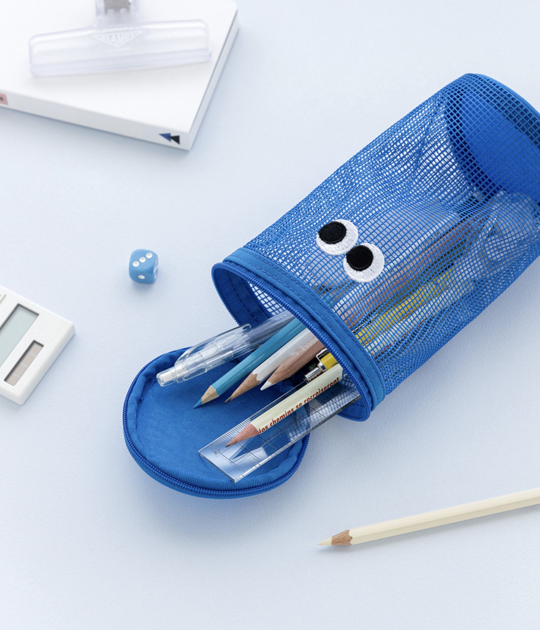 MochiThings: SOM SOM Mesh Standing Pen Pouch