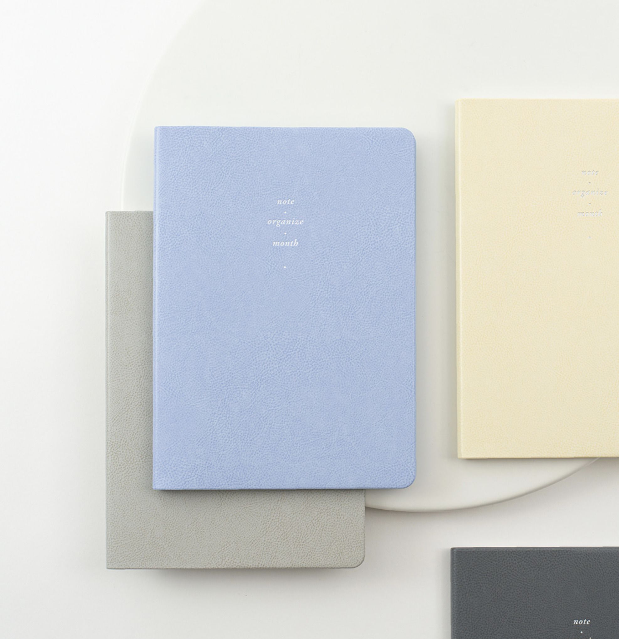 MochiThings: 2026 B5 Slim & Wide Monthly Planner