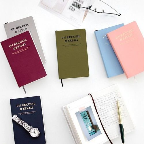 MochiThings: Mini Essay Notebook