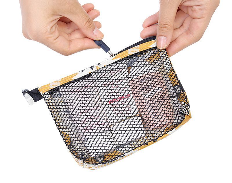 MochiThings: Small Monopoly Travel Mesh Pouch