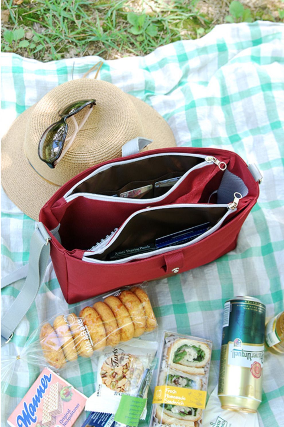 MochiThings: Pick Up Travel Bag