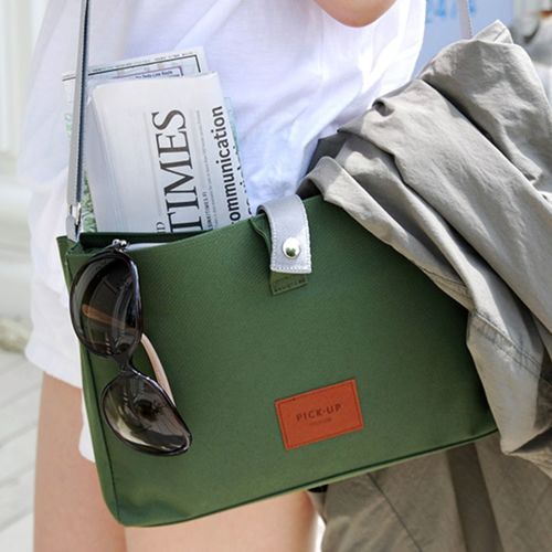 MochiThings: Pick Up Travel Bag