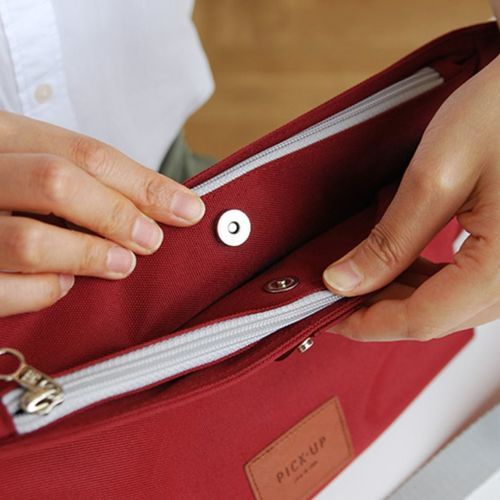 MochiThings: Pick Up Travel Bag