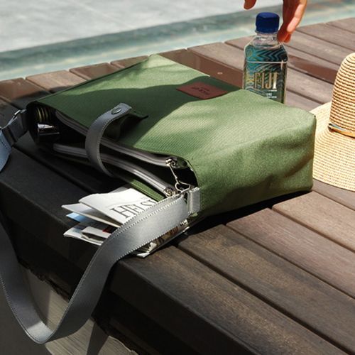 MochiThings: Pick Up Travel Bag