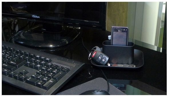 MochiThings: Black Cell Phone Holder