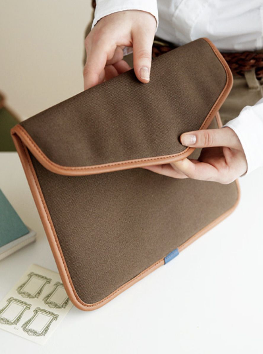 MochiThings: iPad Pouch