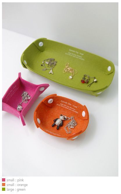 MochiThings: Medium Felt Tray