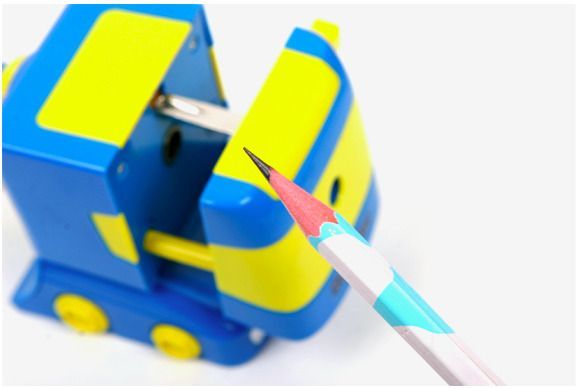 MochiThings: Robot Car Pencil Sharpener
