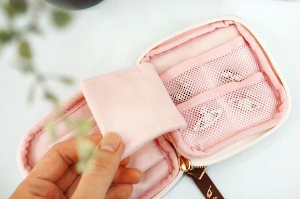 MochiThings: Mini Jewelry Pouch