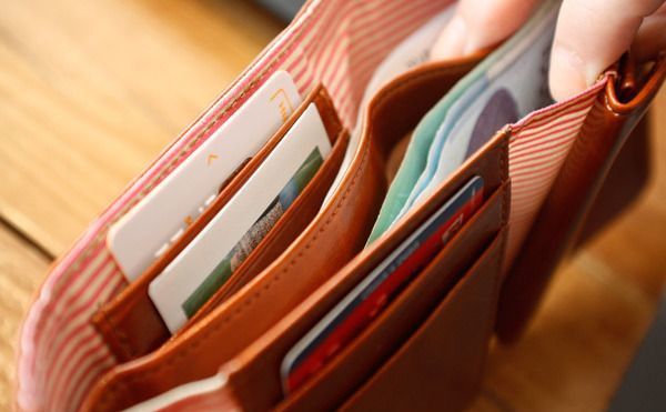 MochiThings: Romantic Ribbon Handy Wallet