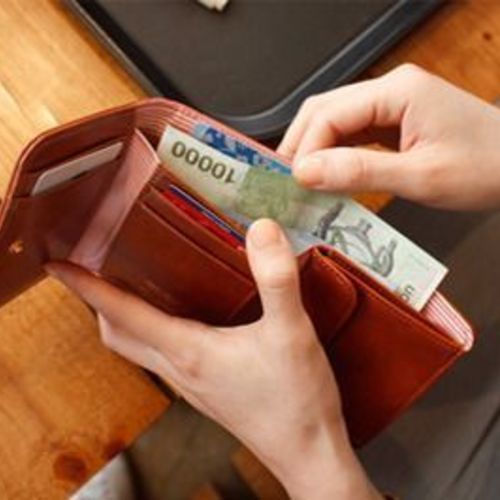 MochiThings: Romantic Ribbon Handy Wallet