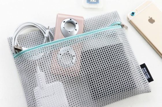 MochiThings: Mesh Travel Pouch Set