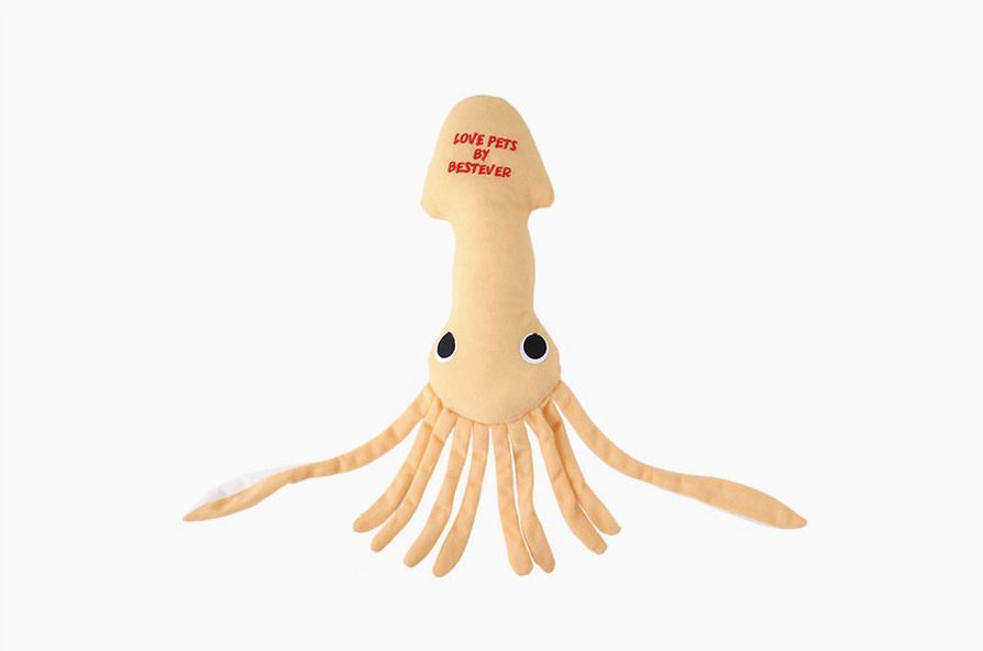MochiThings: Squeaky Giant Squid Cushion