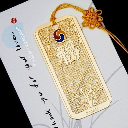 MochiThings: Korean Traditional Gold Bookmark & Card