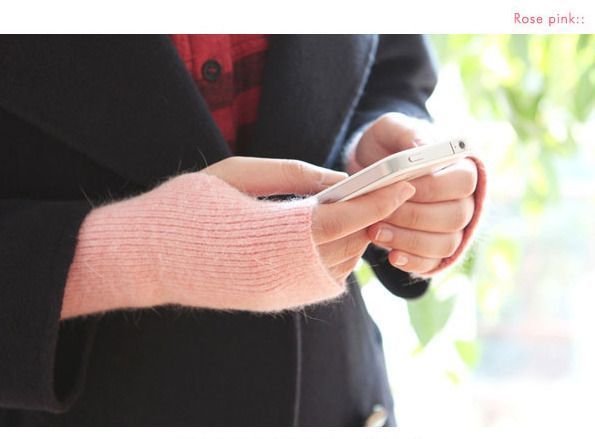 MochiThings: Angora Wool Hand Warmer