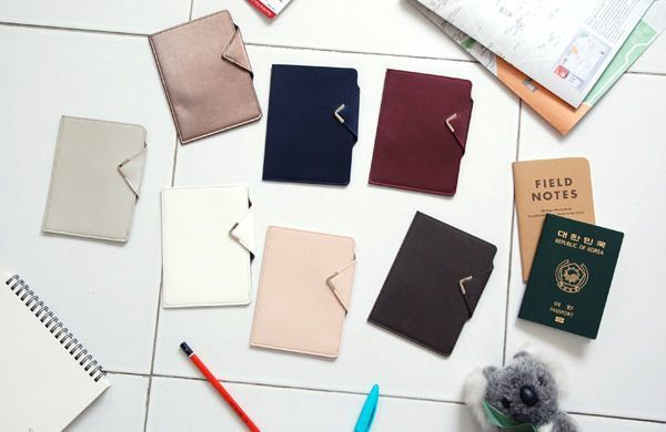 MochiThings: Simple Passport Folder