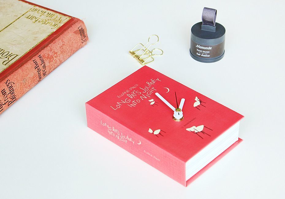 MochiThings: Book Clock