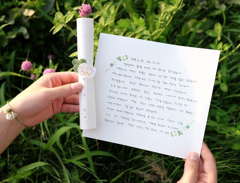 MochiThings: Rolled Up Letter Set