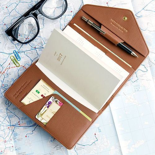 MochiThings: 2017 Days Collector Diary Wallet