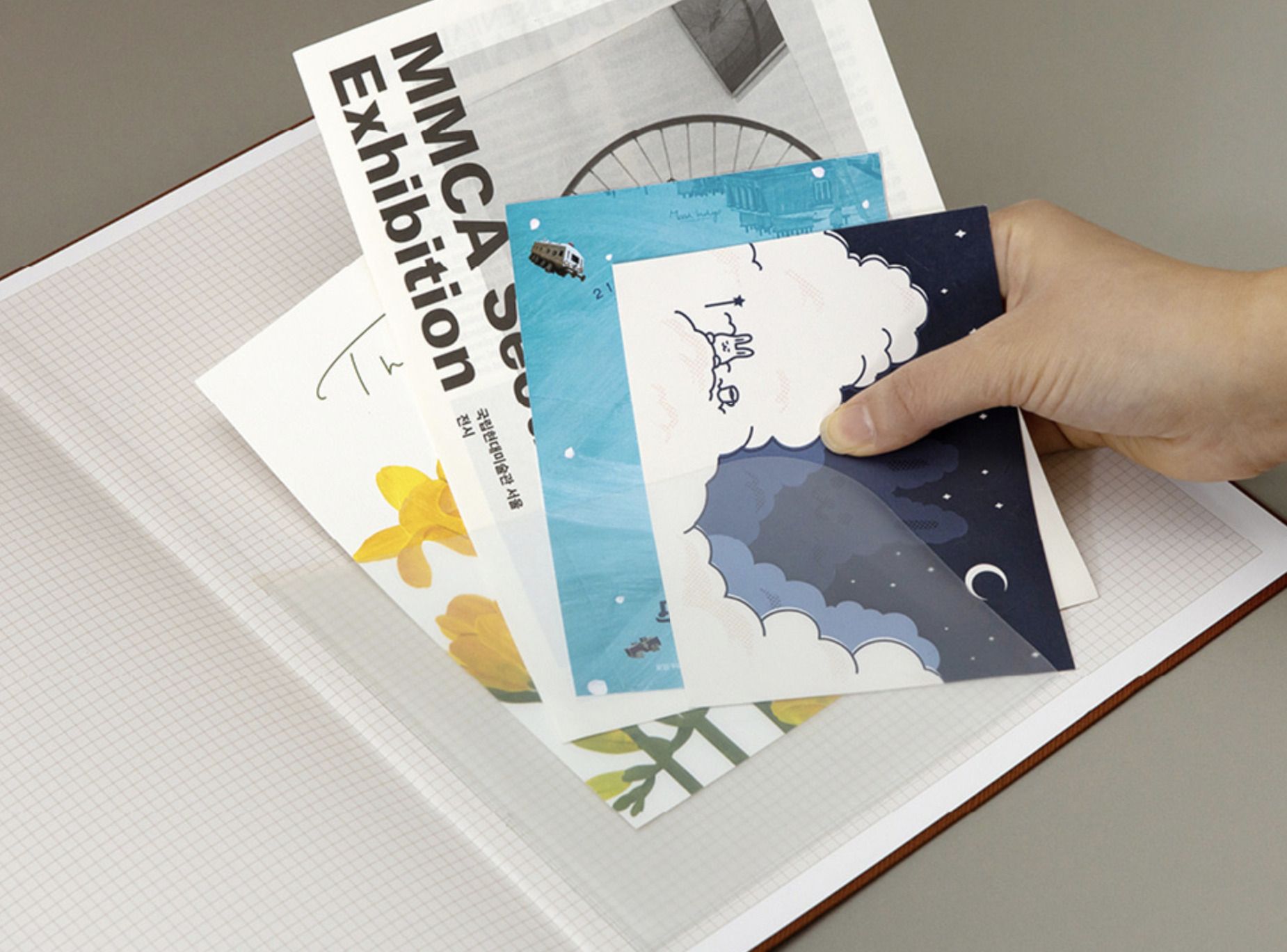 MochiThings: 2pcs Large Round Pocket Sticker Set