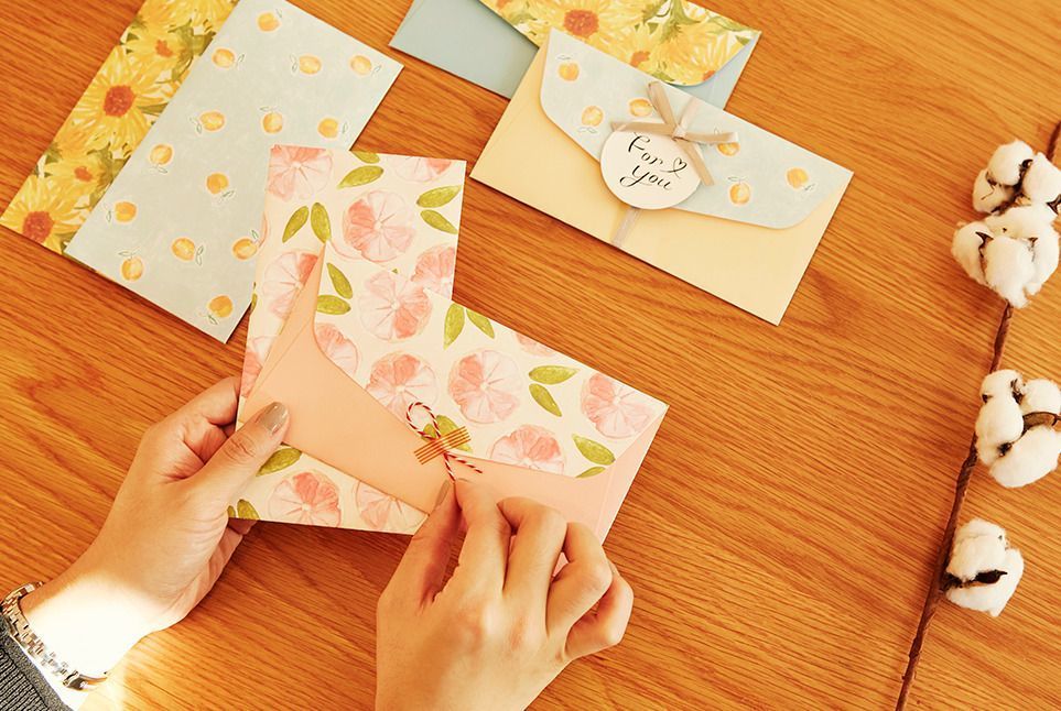 MochiThings: Floral Pattern Gift Envelope Set