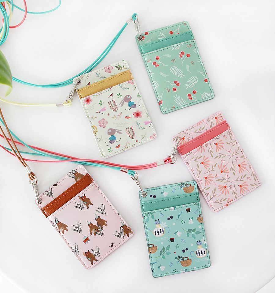 MochiThings: Willow Pattern Neck Card Pocket & Strap Set