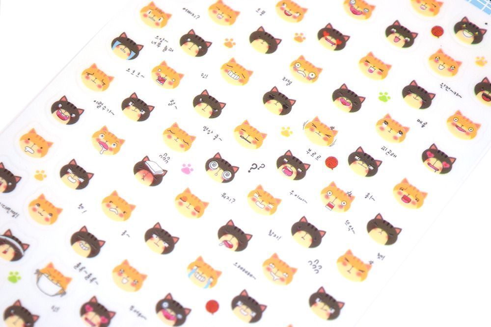 MochiThings: Playful Cat Emoticon Sticker