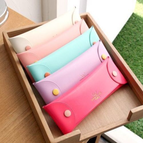 MochiThings: Button Folding Pen Case