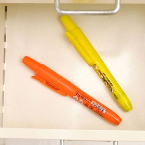 MochiThings: Medium Retractable Highlighter