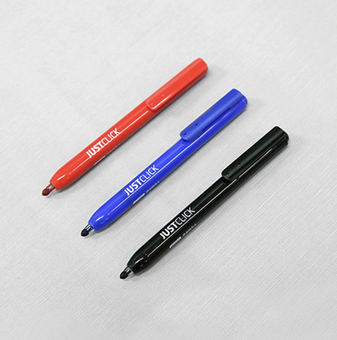 MochiThings: Retractable Permanent Marker