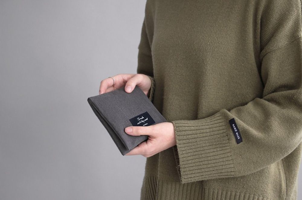 MochiThings: Plain Secret Pouch