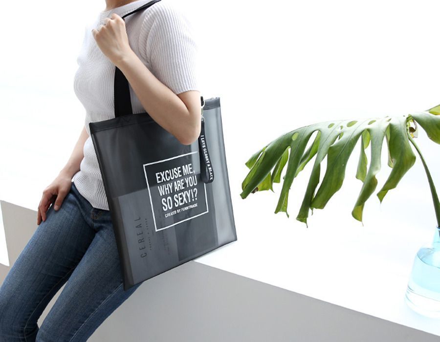 MochiThings: Mesh Shoulder Bag