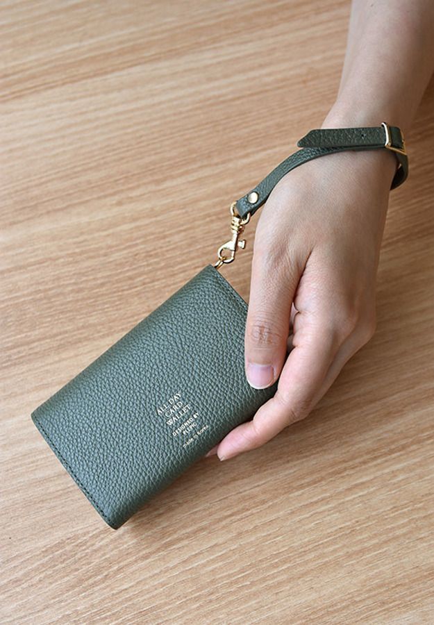 MochiThings: Genuine Leather Card Wallet Strap