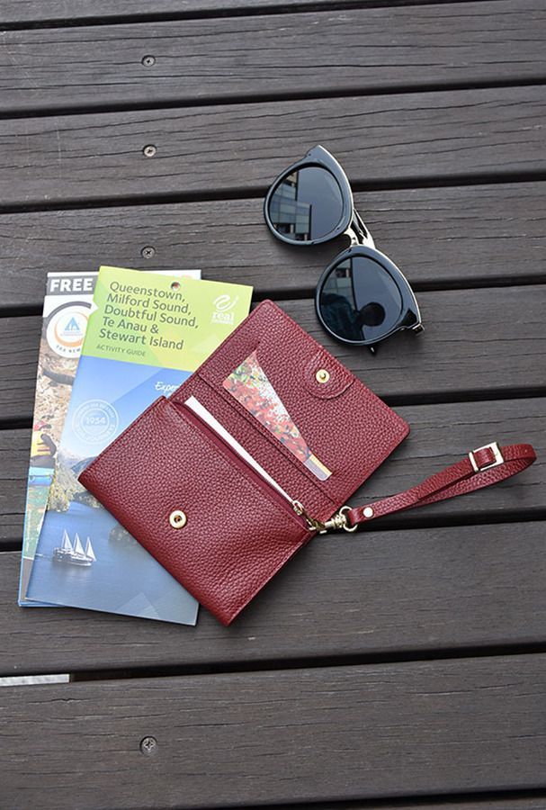 MochiThings: Genuine Leather Card Wallet Strap