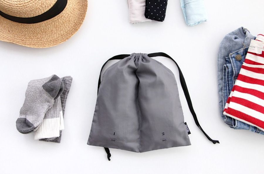 MochiThings: Travel Split Drawstring Pouch