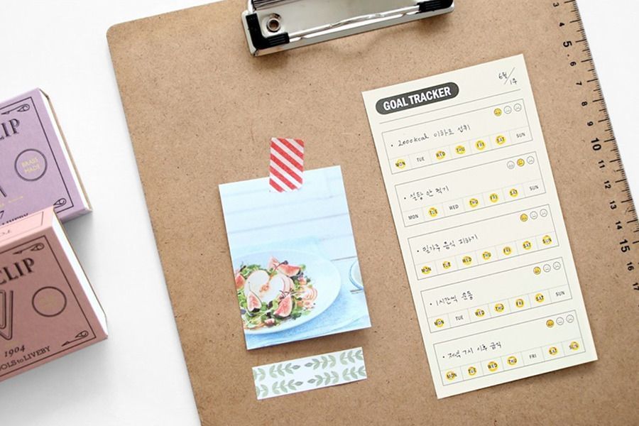 MochiThings: Weekly Goal Tracking Sticky Note