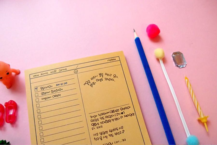 MochiThings: Vintage Checklist Notepad