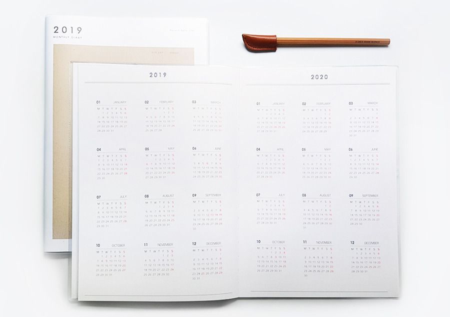 MochiThings: 2019 Large Monthly Planner v4