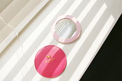 MochiThings: Gold Ribbon Round Handy Mirror