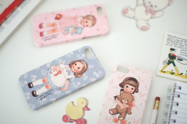 MochiThings: Paper Doll iPhone 5 Case v2