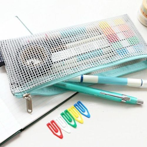 MochiThings: Mesh Slim Pouch